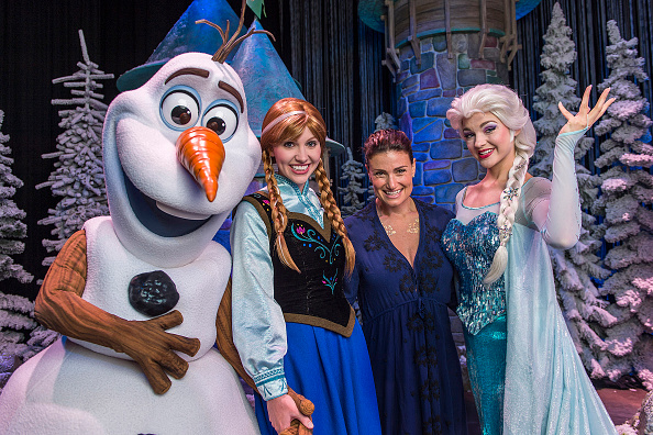 'Frozen 2' Plot, Cast And Release Date: Elsa's Backstory Confirmed With ...